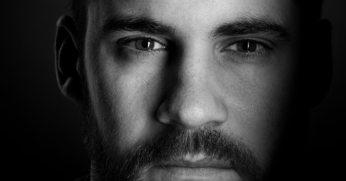 How to Use a Strip Mask for Portrait Photography | broncolor